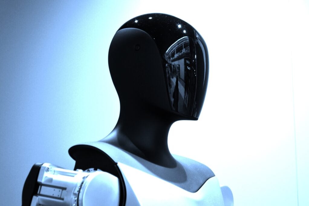 Tesla CEO Elon Musk Envisions Humanoid Robots Fighting Wars: 'Unlike In ... Tesla CEO Elon Musk Envisions Humanoid Robots Fighting Wars: 'Unlike In ...